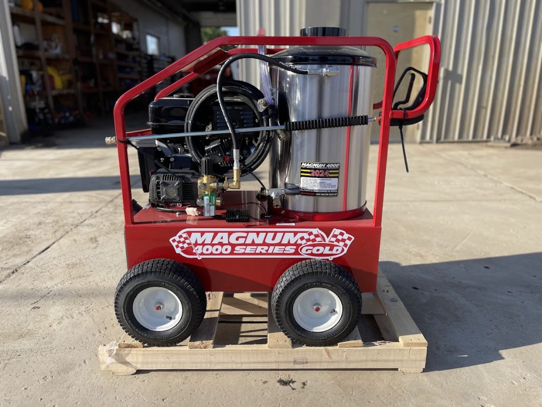 Magnum 4000 Hot Power Washer with Lifan Engine and EK440 Pump